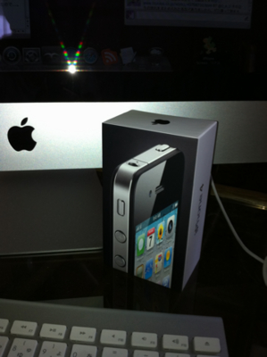 新しい恋人 iPhone 4 - T’s blog