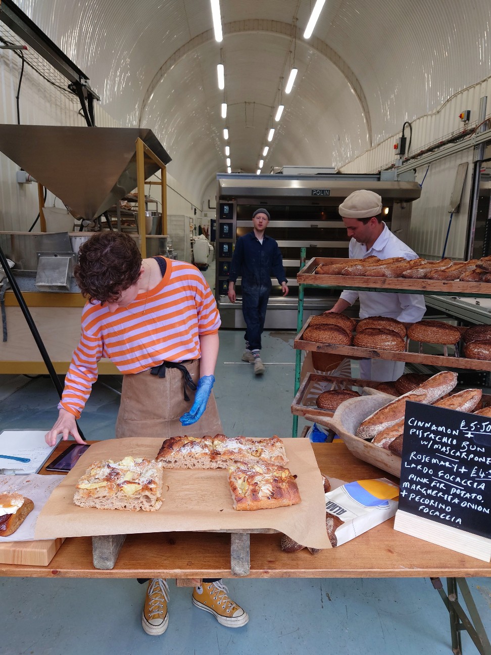 Bermondseyのエリアに4月の終わりにオープンしたパン屋さん『Alma Mill & Bakery』 - ロンドンのテムズでズンドコレボリューション