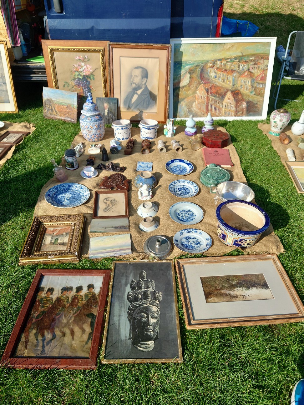 月初はやっぱり、毎月第一日曜開催のフリーマーケット『Chiswick Car Boot Sale』っしょ - ロンドンのテムズでズンドコ ...