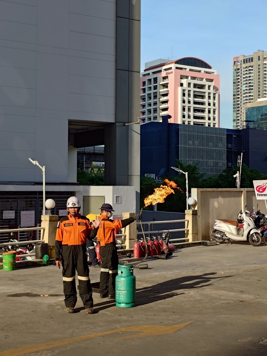 （タイ旅行´25）Siam駅からほど近くにあるお洒落なタイ料理レストラン『SOMA Bangkok』 - ロンドンのテムズでズンドコレボリューション