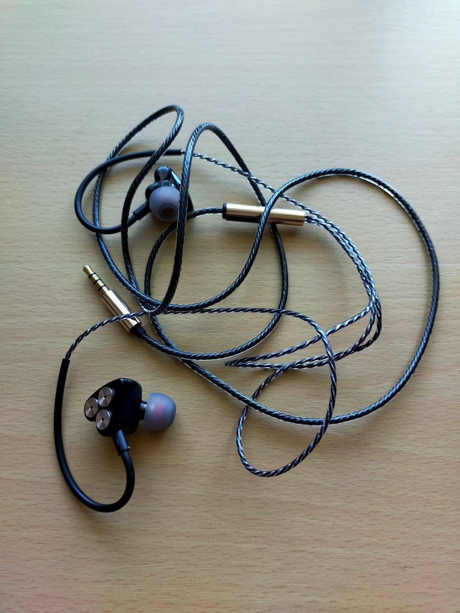 bboooll「BOT1」3DD構成で女性ボーカルが楽しいイヤホン!! - 私はイヤホンハンター