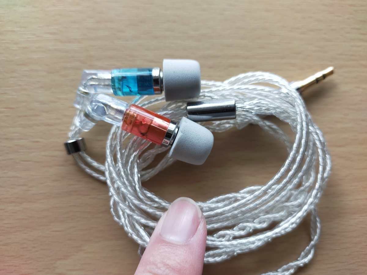 KBEAR「NEON」ボーカル表現が自然な1BAイヤホン!! - 私はイヤホンハンター