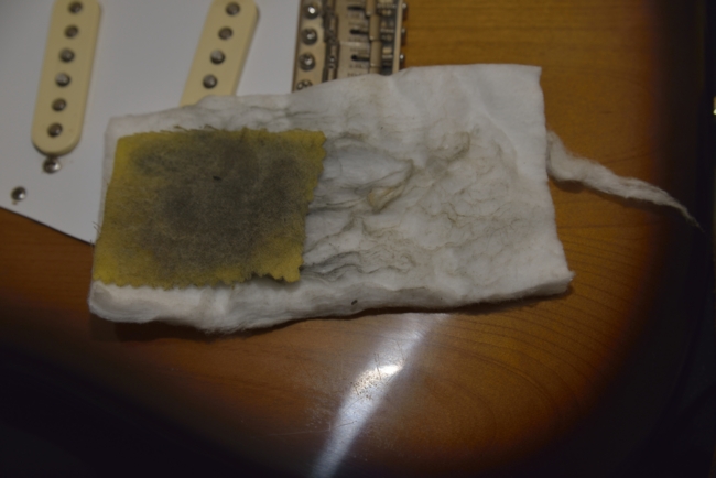 数々のアーティストが使用するというギタークリーニングクロス「JJ's Gorgomyte Gorgomyte Polishing Cloth ...