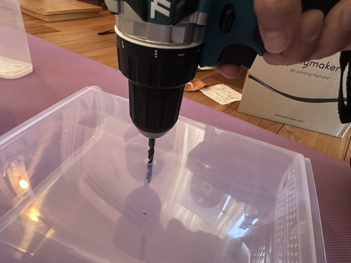 イノマタ乾物ストッカー式 3Dプリンターのフィラメントドライボックスの自作方法 - toyoshiの日記