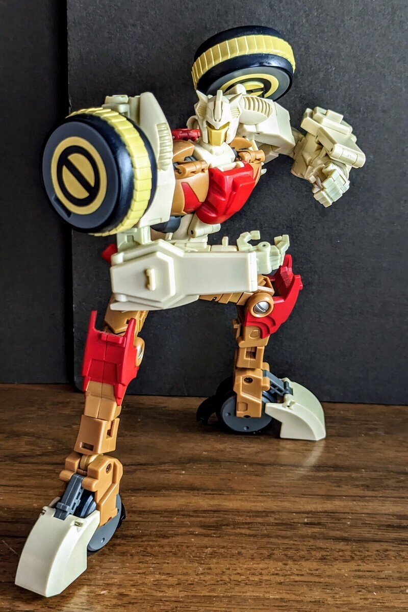 MasterMind Creation REFORMATTED R-45 Mnemo & Motif (2021) - 変圧器たち