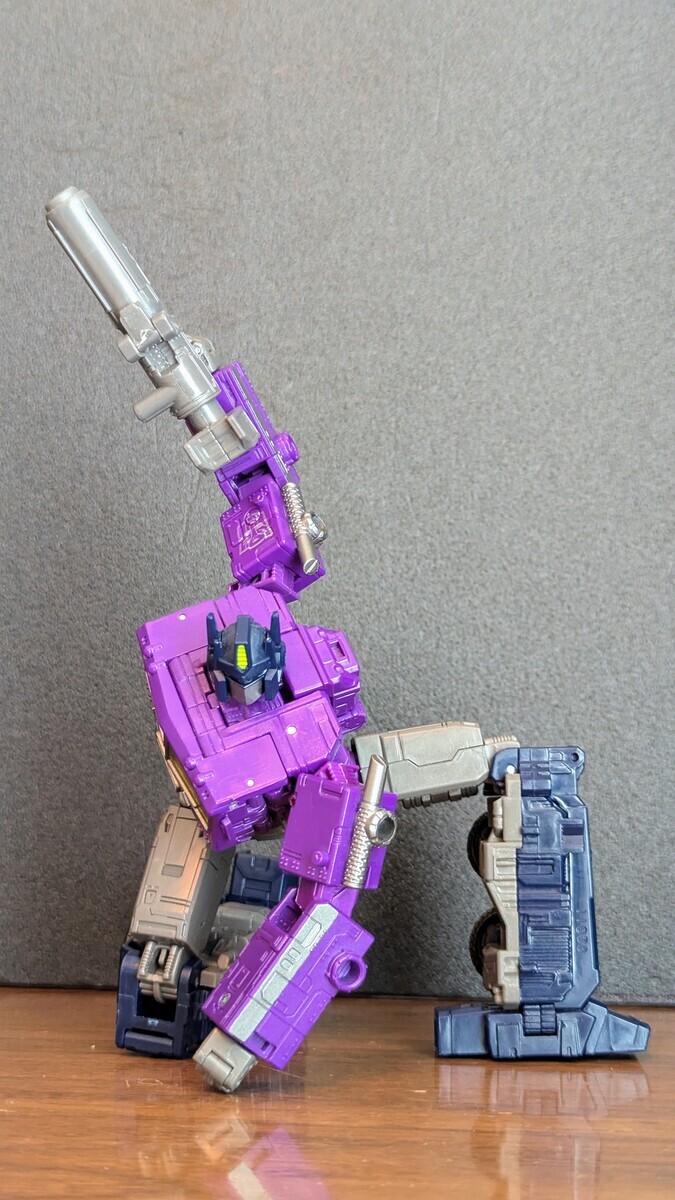 Transformers Generations Selects WFC-GS17 Shattered Glass Optimus Prime (2020) - 変圧器たち