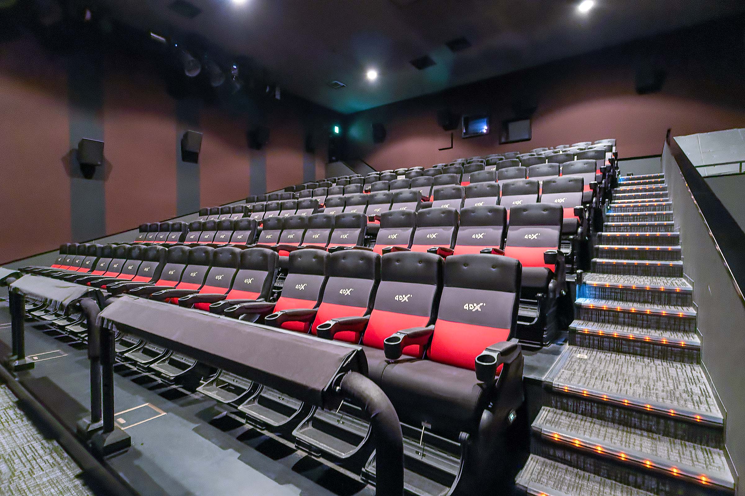 2023年3月19日「ユナイテッド・シネマ豊洲・スクリーン7（4DX）『ワールドツアー上映「鬼滅の刃」上弦集結、そして刀鍛冶の里へ（4DX上映）』」 - TRGA2