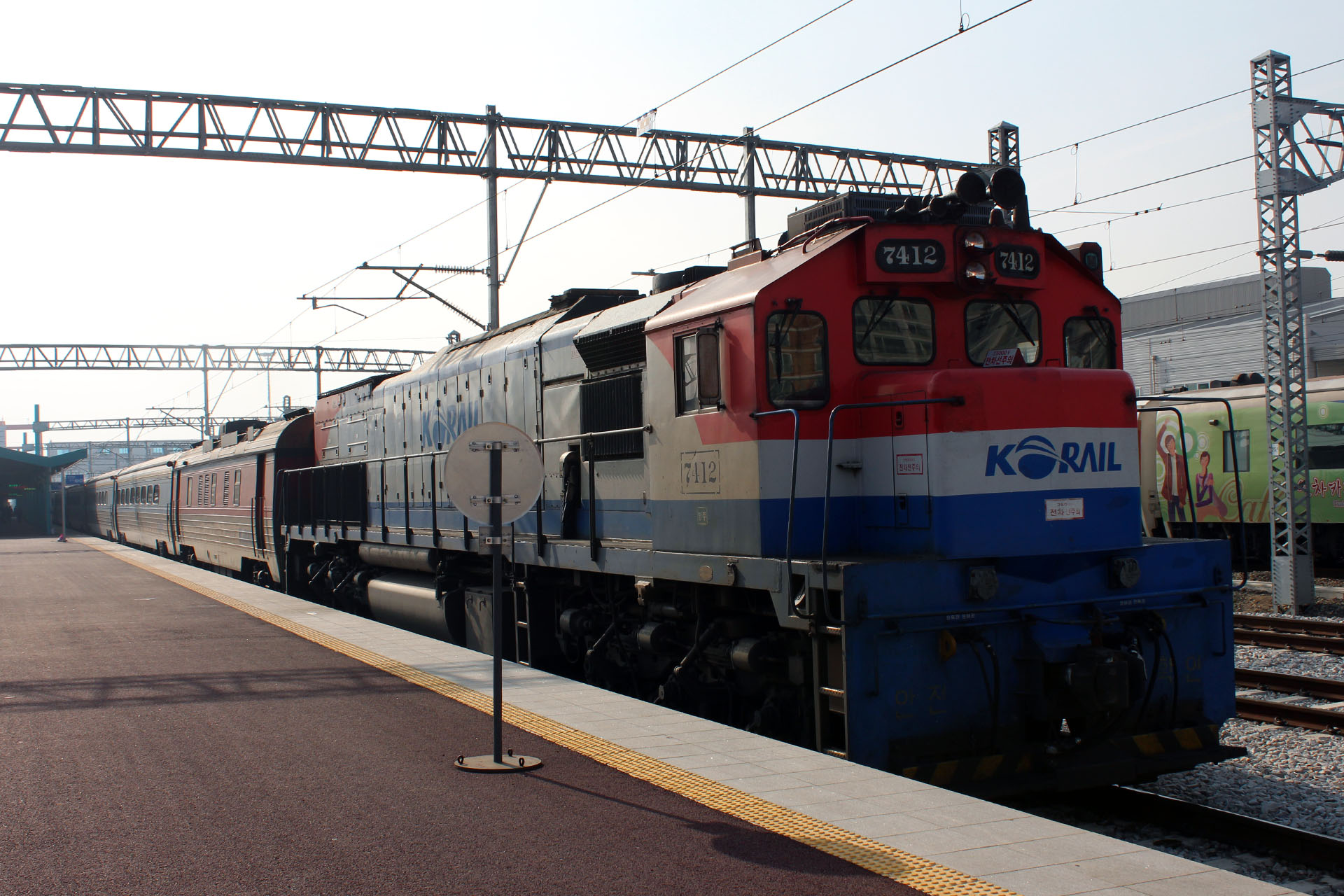 長項線の旧型セマウル号に乗って全州へ行く 韓国周遊巡検 05-04 - twinrail.log
