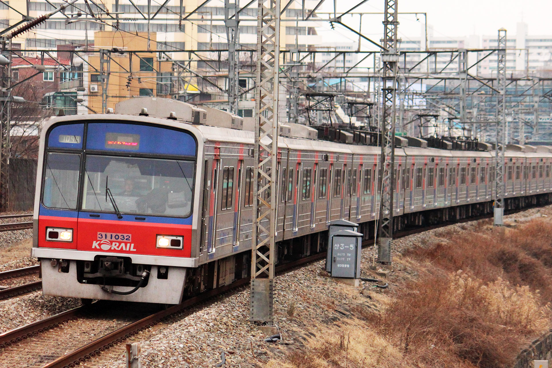 新吉駅でKorail京釜線を撮影する 韓国周遊巡検 05-09 - twinrail.log