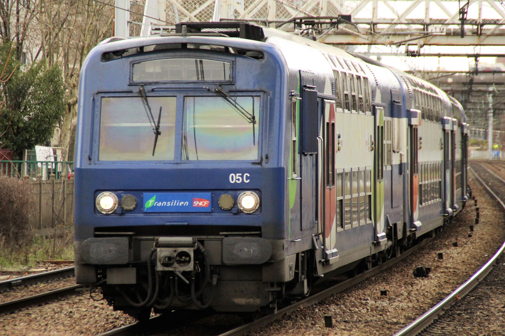 パリ近郊でフランス鉄道(SNCF)の列車を撮影する 南欧縦断巡検 15-05 - twinrail.log