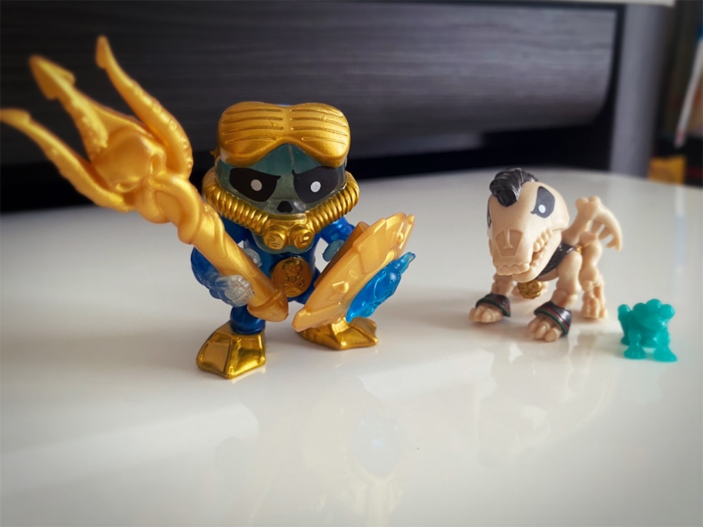 King's Gold Treasure Hunter & Mini Beast - YATORA TOYS
