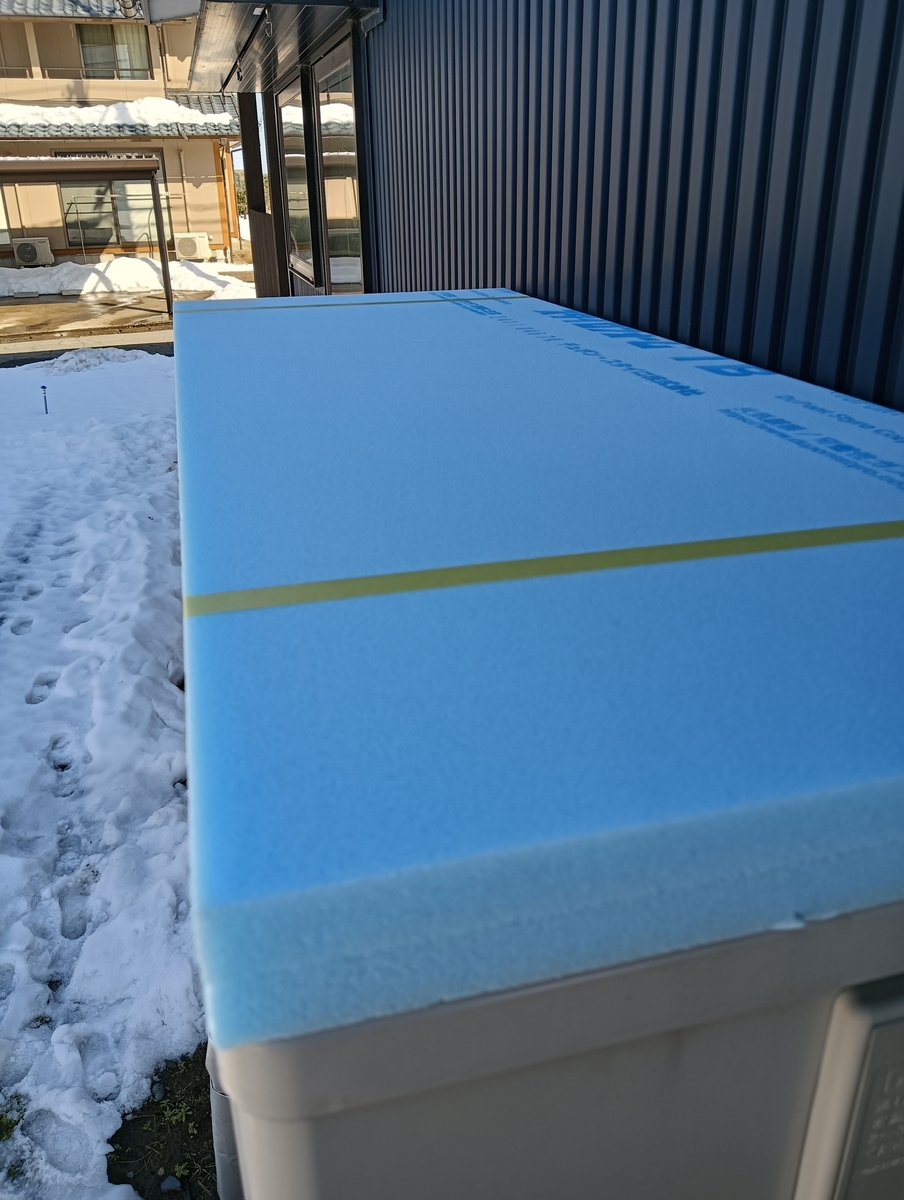 エコキュートの断熱補強その2 - uma-chuのブログ