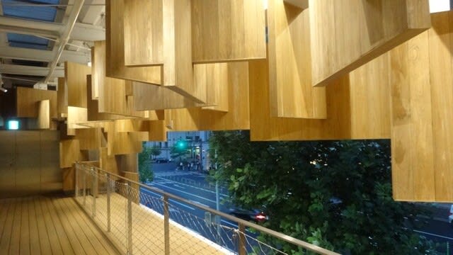 cocon karasuma と 隈研吾さん - ＜＜うめ備忘録＞＞ ～Random Walk～