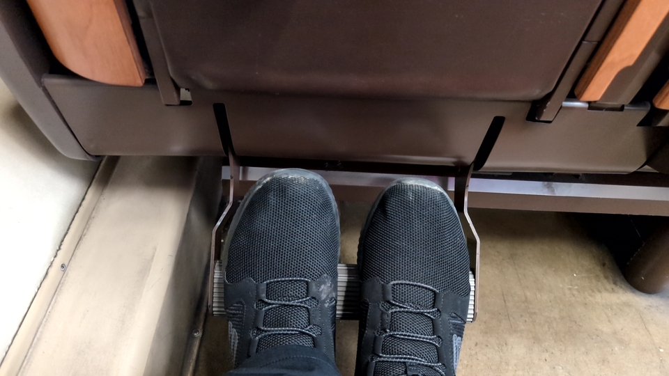 ＜2024年最新＞京阪神と鳥取を結ぶ「特急スーパーはくと」を徹底解説！ダイヤ改正後の情報や車内の設備も紹介！ - uwemaの日記