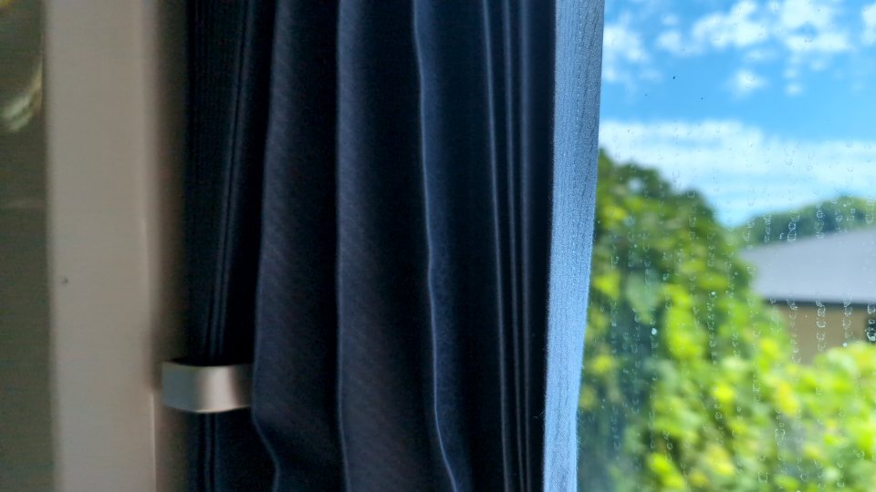 ＜2024年最新＞瀬戸内を走る特急しおかぜ・いしづち（8000系）の自由席車内を徹底解説！ - uwemaの日記