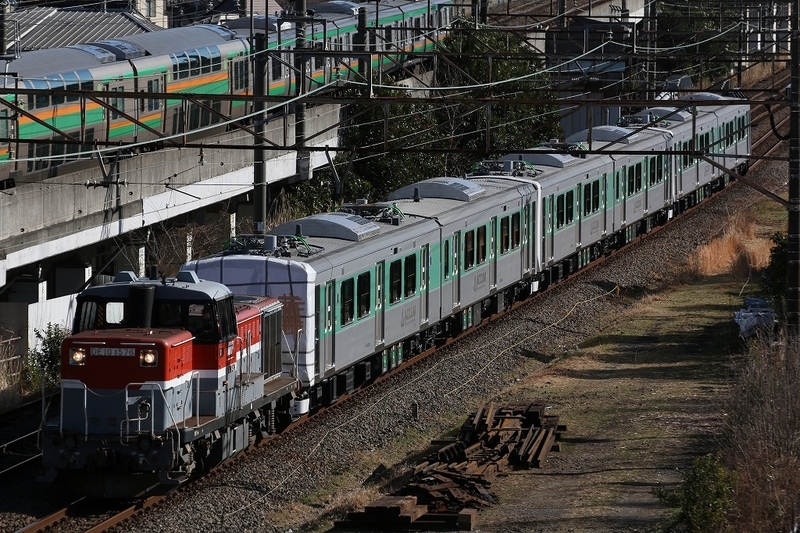 EV-E301系「ACCUM」甲種輸送 in金沢新道踏切・逗子・鶴見-新鶴見信・西浦和駅 - わらよのブログ