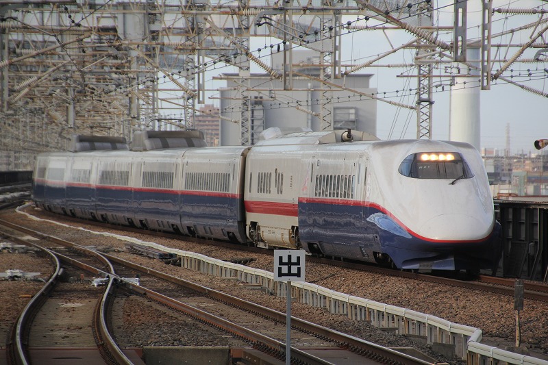 「East i-N〈E2系(N21)＋E926-13(East i)〉」通常検測など in大宮駅 - わらよのブログ