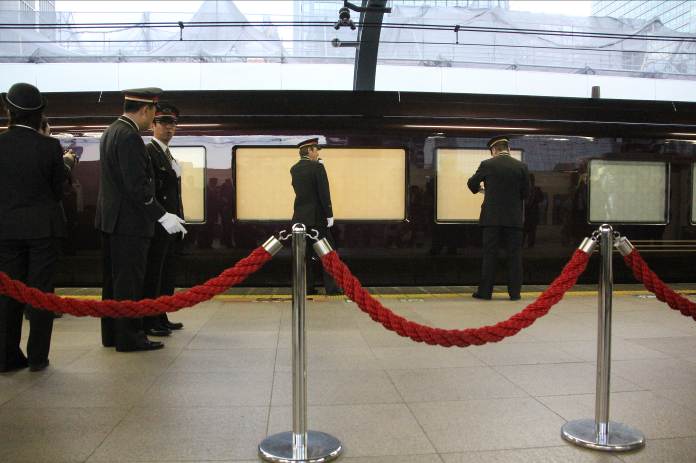 11月7日(月)の撮影 Part-1 E655系(E655-1付)試運転 in東京駅 - わらよのブログ