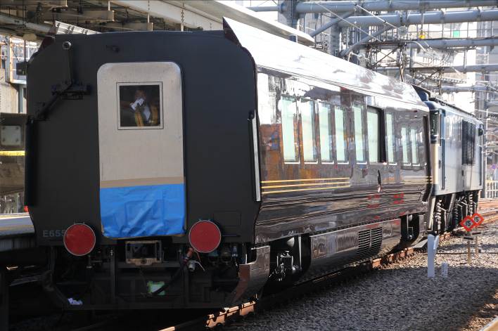 E655-1(TR車)総合車両製作所入場配給 in大崎駅 - わらよのブログ