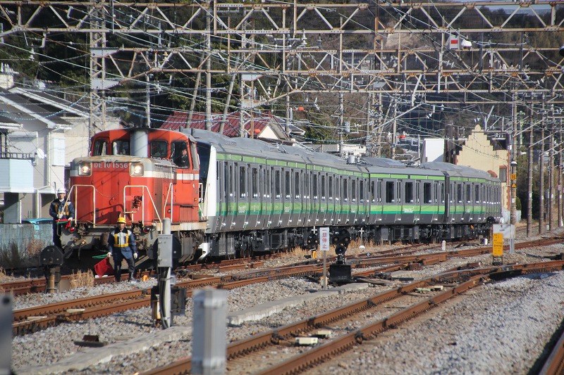 E233系6000番台(H016)総合車両製作所出場 in神武寺・金沢新道踏切・山の根歩道橋・逗子・大船駅 - わらよのブログ