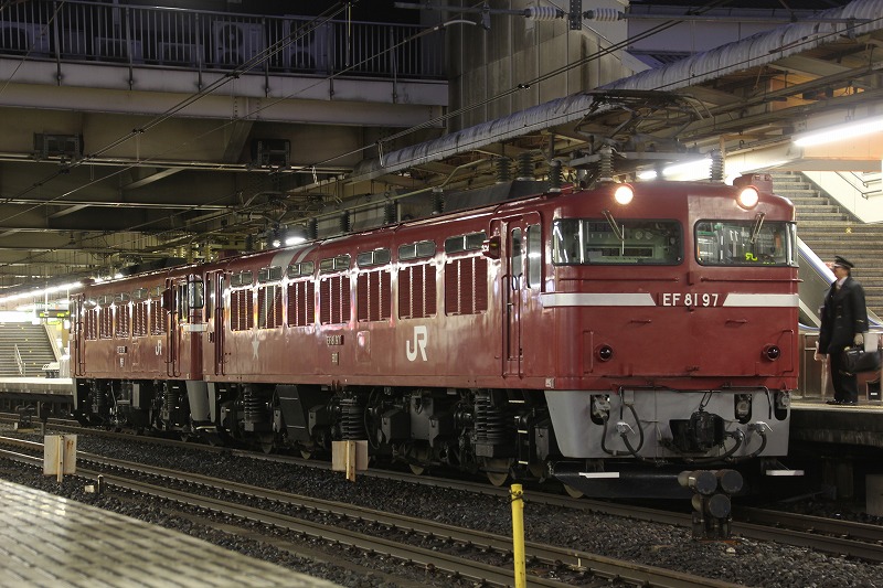 入換(C58 239)・「カシオペア」・AT出場配給(ED75 759) in大宮駅 - わらよのブログ