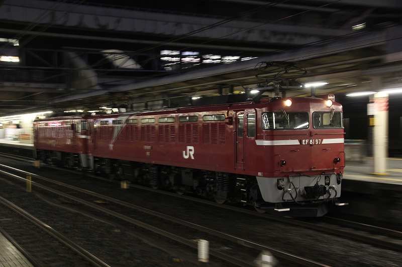 入換(C58 239)・「カシオペア」・AT出場配給(ED75 759) in大宮駅 - わらよのブログ