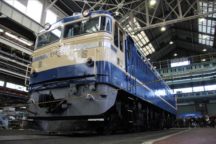 「EF65 535 生誕45周年記念ふれあい展示会」 Part-11 EF65 535 ヘッドマークなし - わらよのブログ