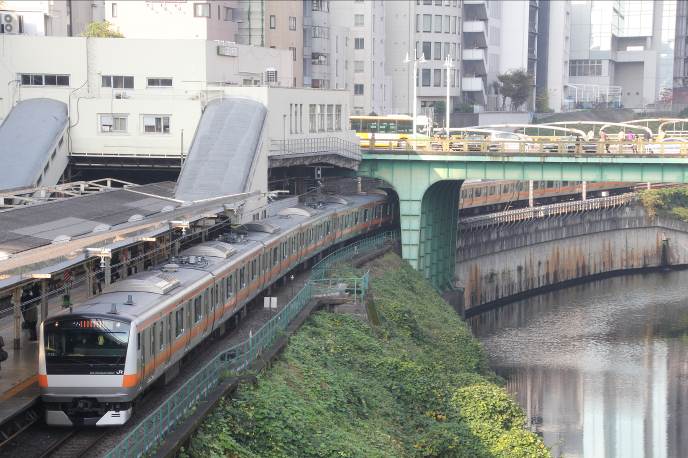 11月13日(日)の撮影 Part-2 E655系(E655-1付) 御乗用列車送り込み回送 - わらよのブログ