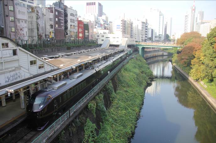 11月13日(日)の撮影 Part-2 E655系(E655-1付) 御乗用列車送り込み回送 - わらよのブログ