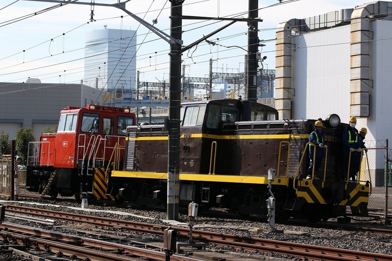 鉄道博物館搬入(DD13 1)入換・配6795レ・4093レ・E721系1000番台(P4-18)甲種輸送・「カシオペア紀行」 in工場裏踏切・鉄道博物館付近・北浦和-与野・東大宮-蓮田 ...