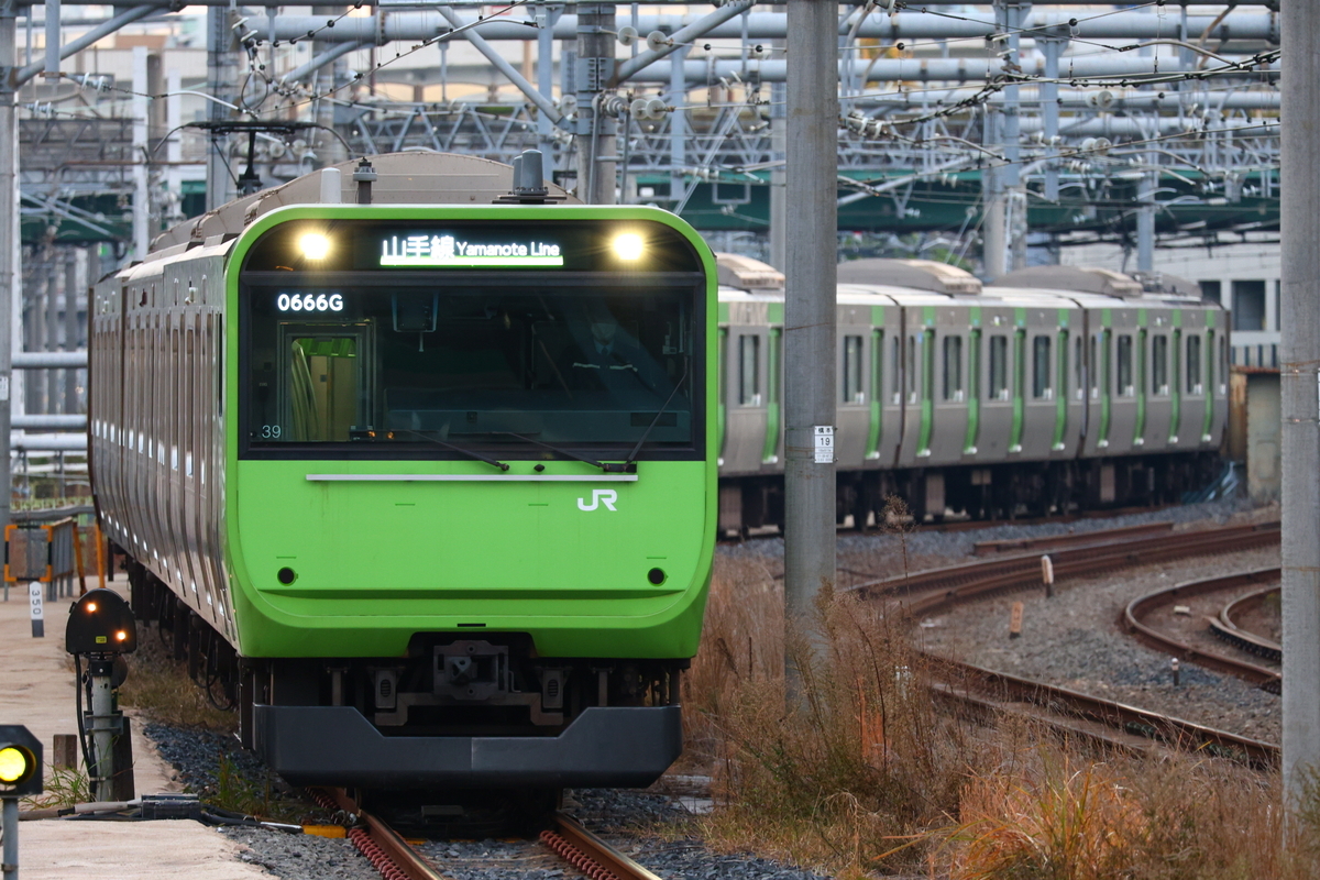 E235系0番台「山手線」・「ドクターイエロー」 in池袋・東京・NEWoMan高輪・池袋大橋・浜松町駅 - わらよのブログ