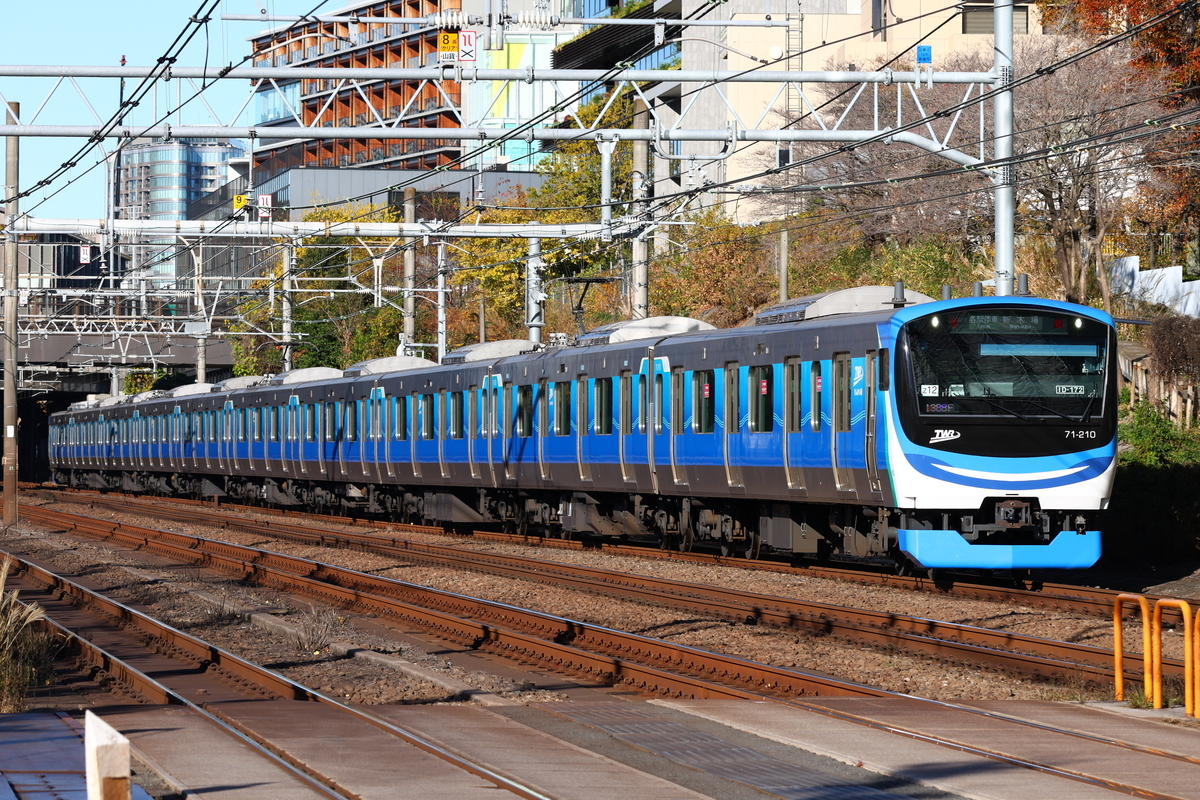 E235系0番台「山手線」・E233系7000番台「埼京線」など in新大久保・恵比寿-目黒・原宿-渋谷 - わらよのブログ