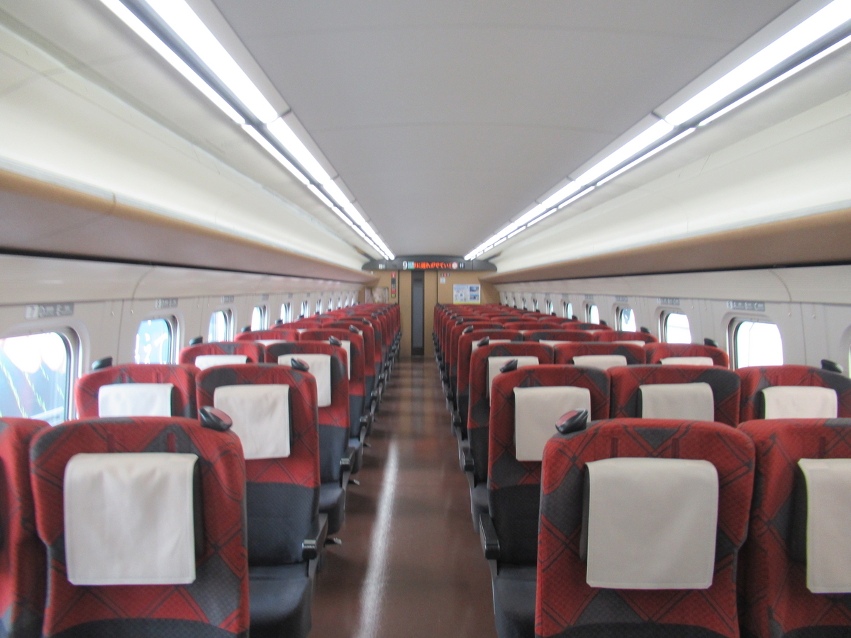 【不思議な空間】車内でリモート会議ができる！ 新幹線指定席「TRAIN DESK」を利用してみた - わたかわ 鉄道＆旅行ブログ