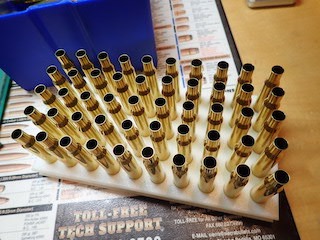 basic reloading 2023, step 1 : priming / 雷管装着 - 週末猟師