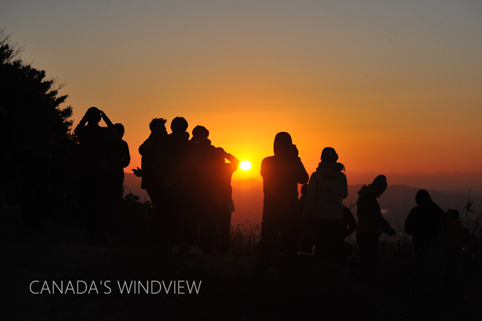 初日の出 2023 - CANADA'S WINDVIEW