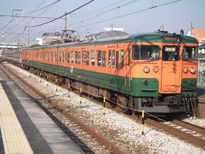 115系 D26編成 (岡山電車区所属) - 海峡を越えた先には