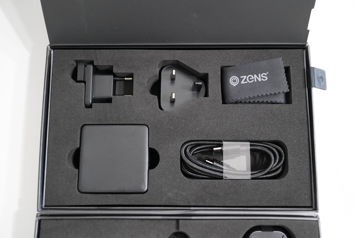 ZENS Liberty Wireless Charger Glass Edition レビュー - 買ってから考える
