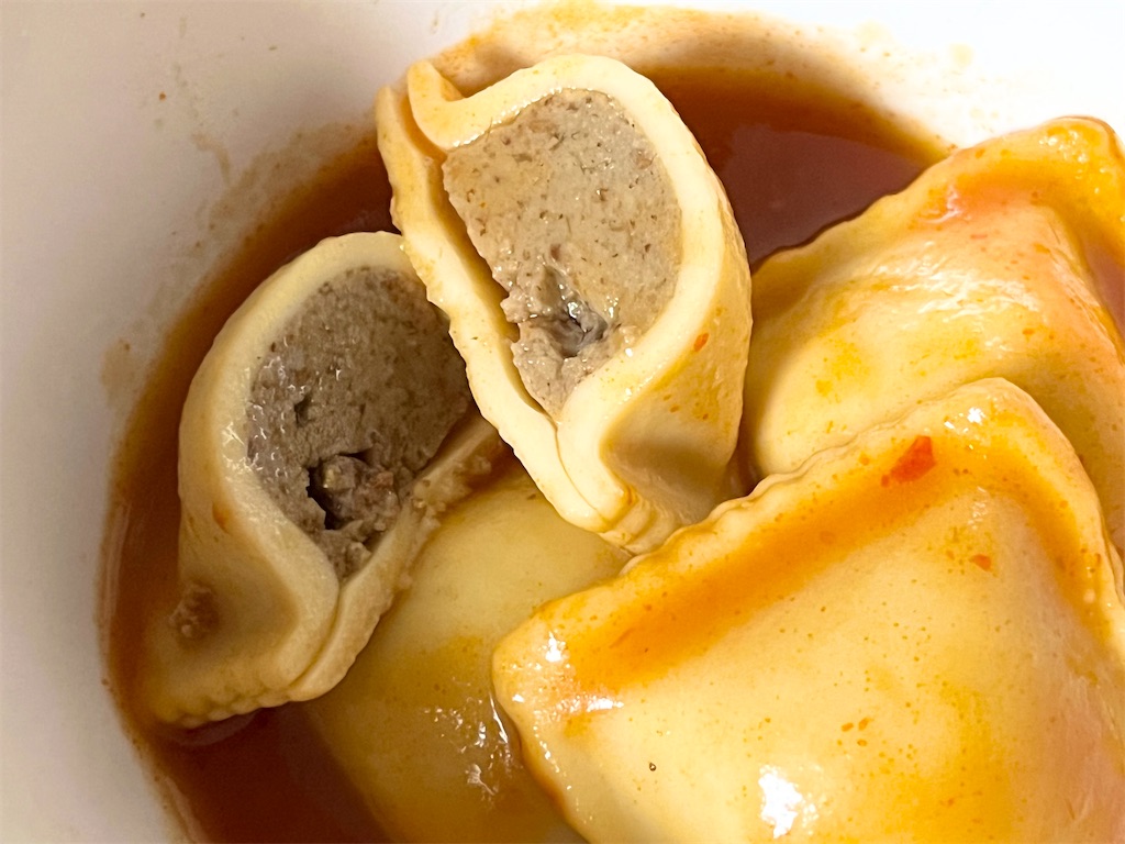 OVERSTUFFED Beef Ravioli - 田舎の小さな暮らしと世界のお菓子