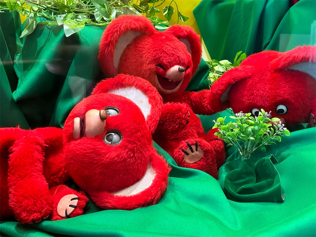 渋谷ヒカリエでの展示風景① - ヤンヤンムウくんの思い出資料館