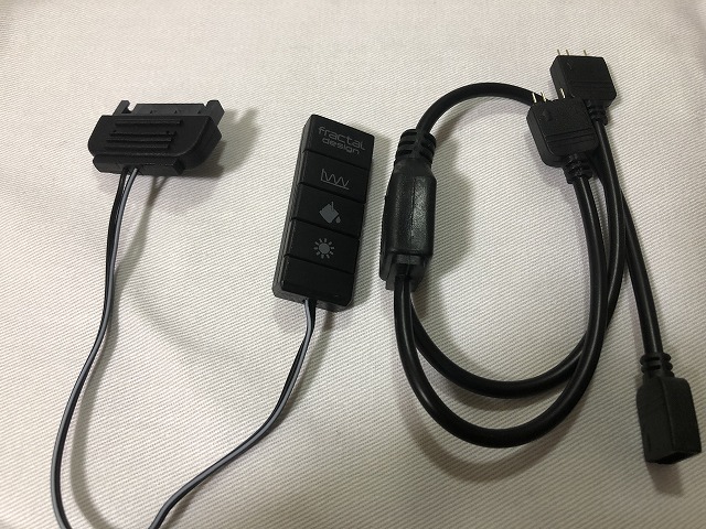 Fractal Design 5V 3pin アドレサブルRGBコントローラー Adjust R1 RGB Fan controller ...