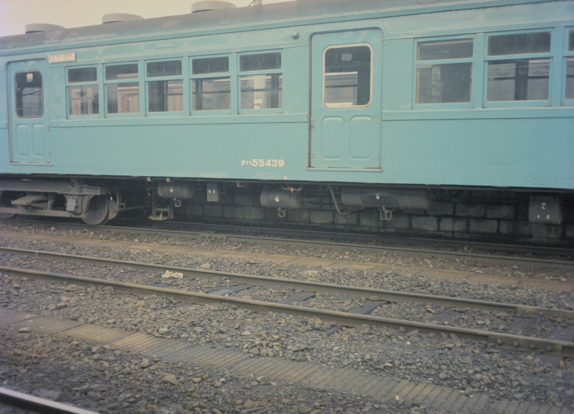改造後一時 55440 の番号を振られていた 大糸線のクハ55439 (蔵出し画像) - 省型旧形国電の残影を求めて
