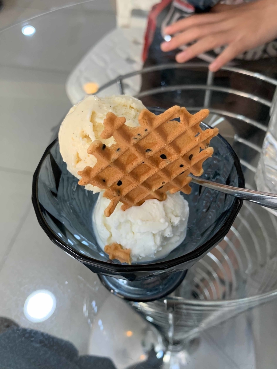 JJ Ice Cream 素朴なアイスクリーム屋さん。 - yoshinobunakamura’s diary