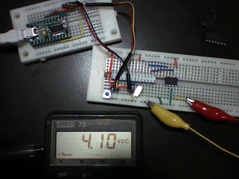 ArduinoでDAコンバータを使う（SPI接続MCP4822） - ysnrfjのブログ