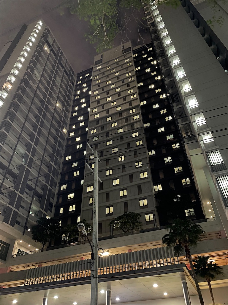 【タイ留学】チュラロンコーン大学の寮 CU iHouse を紹介！！ - ぺろすけの放浪記