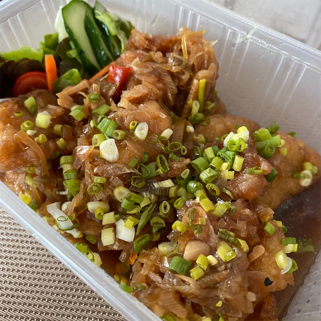 ボリューム満点 SHUGETSU RAMEN (デリバリー) - きままにバンコク