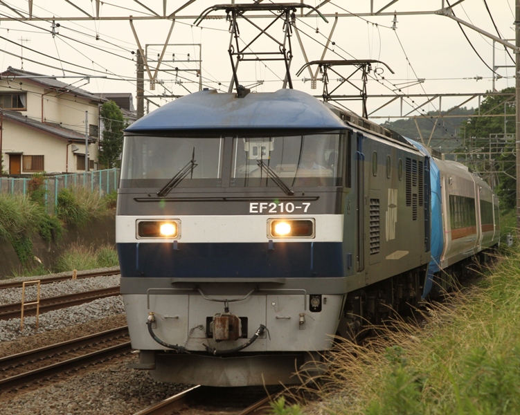 撮れたて速報 E657系甲種輸送撮影 - 国鉄型気動車備忘録