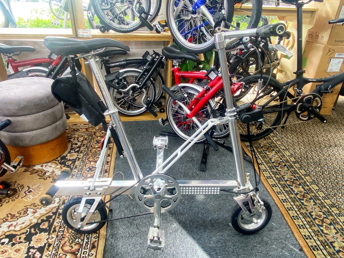 CarryMeのタイヤ交換 - ミニベロ迷走記