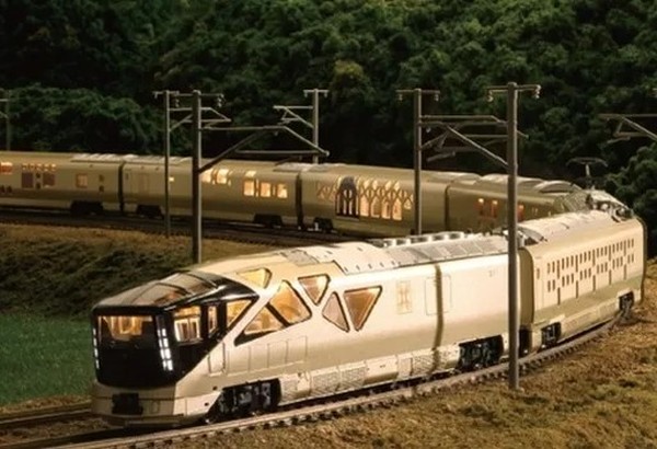 再販のNゲージ高級列車たち - Rosso Laboratory